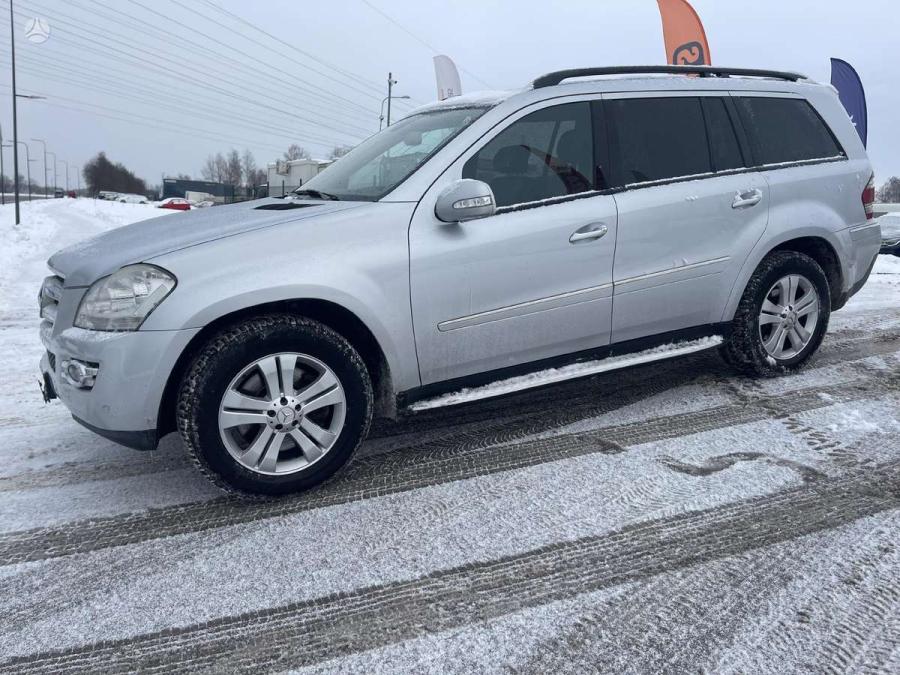 Pelēks Mercedes-Benz GL 320 2007 Kauņa, ar dzinēja tilpumu 2.99 L un nobraukumu 255 tūkst. km par 6750 €, foto 11 vietnē AUTOMOTO.COM.LV