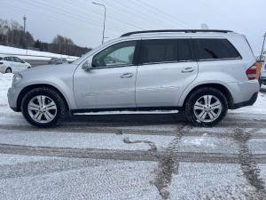 Pelēks Mercedes-Benz GL 320 2007 Kauņa, ar dzinēja tilpumu 2.99 L un nobraukumu 255 tūkst. km par 6750 €, foto 12 vietnē AUTOMOTO.COM.LV