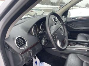 Pelēks Mercedes-Benz GL 320 2007 Kauņa, ar dzinēja tilpumu 2.99 L un nobraukumu 255 tūkst. km par 6750 €, foto 14 vietnē AUTOMOTO.COM.LV