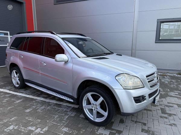 Grey Mercedes-Benz GL 320 2007 in Vilnius, with an engine capacity of 2.99 L and mileage of 420 thousand km for 3500 €, photo 1 on AUTOMOTO.COM.LV