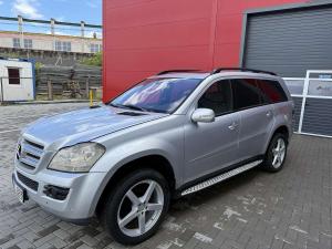 Pelēks Mercedes-Benz GL 320 2007 Viļņa, ar dzinēja tilpumu 2.99 L un nobraukumu 420 tūkst. km par 3500 €, foto 4 vietnē AUTOMOTO.COM.LV