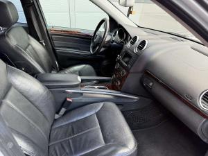 Pelēks Mercedes-Benz GL 320 2007 Viļņa, ar dzinēja tilpumu 2.99 L un nobraukumu 420 tūkst. km par 3500 €, foto 9 vietnē AUTOMOTO.COM.LV