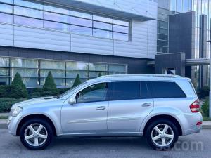 Pelēks Mercedes-Benz GL 320 2007 Rīga, ar dzinēja tilpumu 3.00 L un nobraukumu 0 tūkst. km par 4750 €, foto 9 vietnē AUTOMOTO.COM.LV