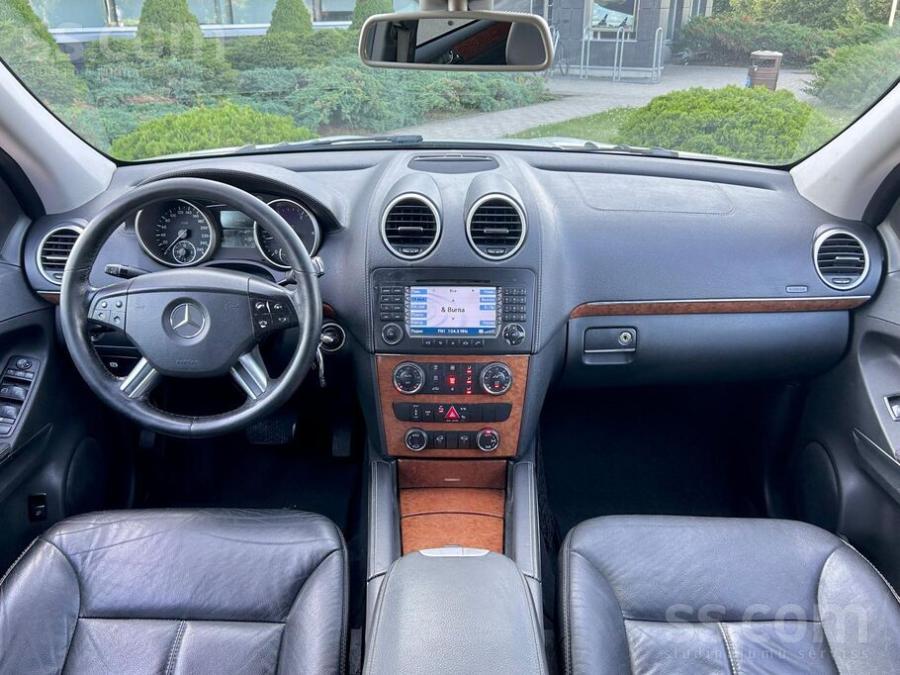 Pelēks Mercedes-Benz GL 320 2007 Rīga, ar dzinēja tilpumu 3.00 L un nobraukumu 0 tūkst. km par 4750 €, foto 14 vietnē AUTOMOTO.COM.LV