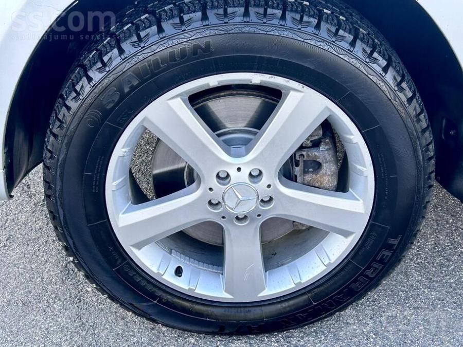 Pelēks Mercedes-Benz GL 320 2007 Rīga, ar dzinēja tilpumu 3.00 L un nobraukumu 0 tūkst. km par 4750 €, foto 21 vietnē AUTOMOTO.COM.LV