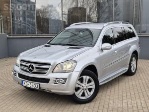Pelēks Mercedes-Benz GL 320 2008 Rīga, ar dzinēja tilpumu 3.00 L un nobraukumu 310 tūkst. km par 8499 €, foto 1 vietnē AUTOMOTO.COM.LV