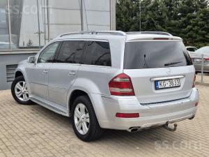 Pelēks Mercedes-Benz GL 320 2008 Rīga, ar dzinēja tilpumu 3.00 L un nobraukumu 310 tūkst. km par 8499 €, foto 4 vietnē AUTOMOTO.COM.LV