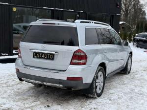 Grey Mercedes-Benz GL 320 2008 in Riga, with an engine capacity of 2.99 L and mileage of 243 thousand km for 11990 €, photo 4 on AUTOMOTO.COM.LV