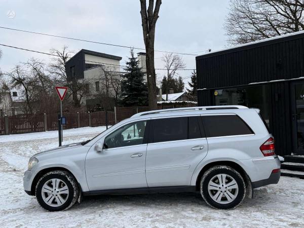 Pelēks Mercedes-Benz GL 320 2008 Rīga, ar dzinēja tilpumu 2.99 L un nobraukumu 243 tūkst. km par 11990 €, foto 8 vietnē AUTOMOTO.COM.LV
