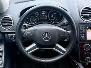 Grey Mercedes-Benz GL 320 2008 in Riga, with an engine capacity of 2.99 L and mileage of 243 thousand km for 11990 €, photo 28 on AUTOMOTO.COM.LV