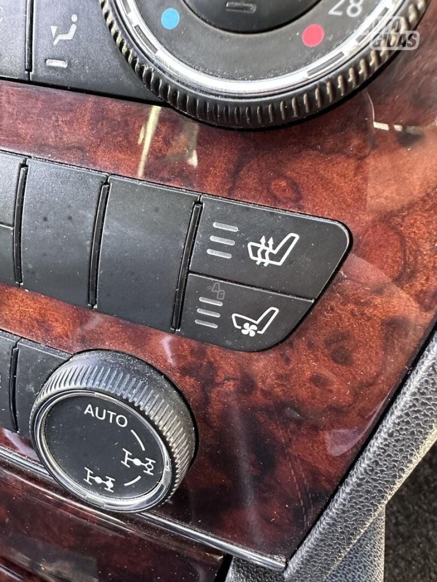 Pelēks Mercedes-Benz GL 320 2008 Kauņa, ar dzinēja tilpumu 3.20 L un nobraukumu 267 tūkst. km par 8000 €, foto 20 vietnē AUTOMOTO.COM.LV