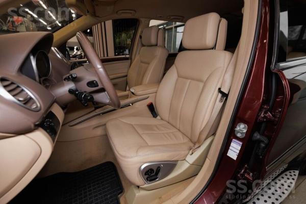 Sarkans Mercedes-Benz GL 320 2009 Rīga, ar dzinēja tilpumu 3.00 L un nobraukumu 241 tūkst. km par 9000 €, foto 8 vietnē AUTOMOTO.COM.LV