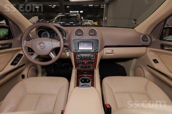 Sarkans Mercedes-Benz GL 320 2009 Rīga, ar dzinēja tilpumu 3.00 L un nobraukumu 241 tūkst. km par 9000 €, foto 9 vietnē AUTOMOTO.COM.LV