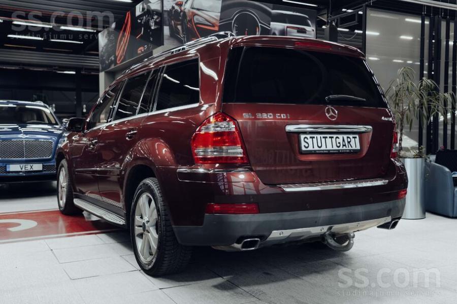 Sarkans Mercedes-Benz GL 320 2009 Rīga, ar dzinēja tilpumu 3.00 L un nobraukumu 241 tūkst. km par 9000 €, foto 24 vietnē AUTOMOTO.COM.LV
