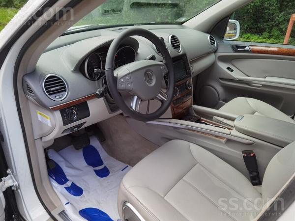 Белый Мерседес ГЛ 320 2008 в Рига, объемом двигателя 3.00 л и пробегом 267 тыс. км за 8950 €, фото 2 на AUTOMOTO.COM.LV