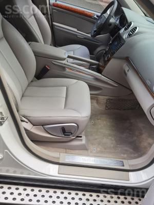 White Mercedes-Benz GL 320 2008 in Riga, with an engine capacity of 3.00 L and mileage of 267 thousand km for 8950 €, photo 10 on AUTOMOTO.COM.LV