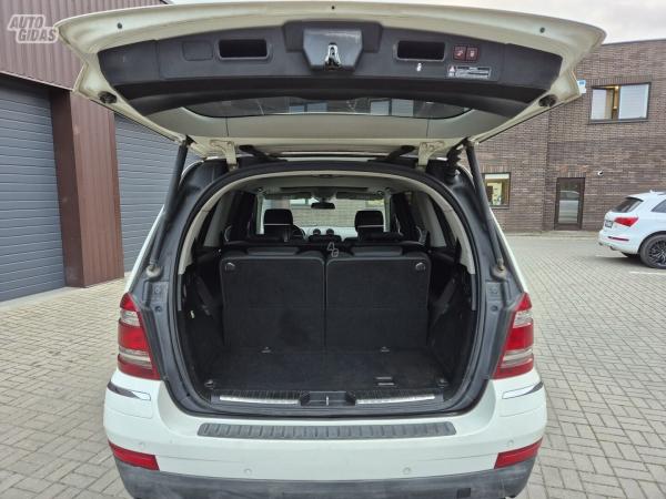 Мерседес ГЛ 320 2010 в Каунас на AUTOMOTO.COM.LV Белый Мерседес ГЛ 320 2010 в Каунас, объемом двигателя 3.00 л и пробегом 299 тыс. км за 10500 €, фото 11 на AUTOMOTO.COM.LV