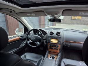 Белый Мерседес ГЛ 320 2010 в Каунас, объемом двигателя 3.00 л и пробегом 299 тыс. км за 10500 €, фото 13 на AUTOMOTO.COM.LV