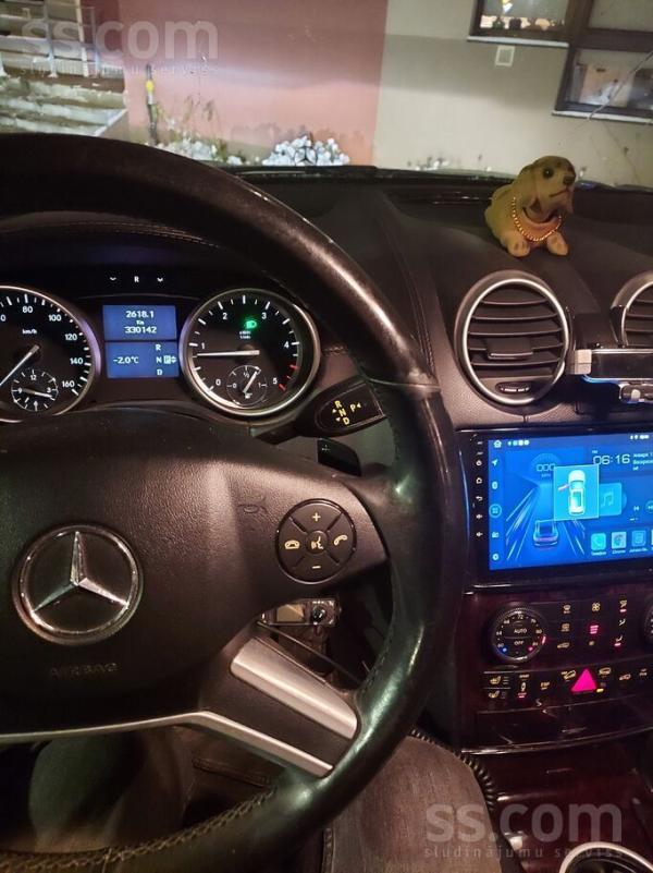 Melns Mercedes-Benz GL 350 2011 Rīga, ar dzinēja tilpumu 3.00 L un nobraukumu 320 tūkst. km par 12700 €, foto 6 vietnē AUTOMOTO.COM.LV