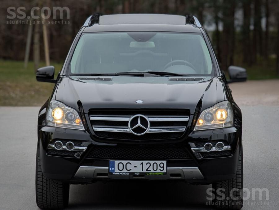 Melns Mercedes-Benz GL 350 2012 Jūrmala, ar dzinēja tilpumu 3.00 L un nobraukumu 0 tūkst. km par 13500 €, foto 5 vietnē AUTOMOTO.COM.LV