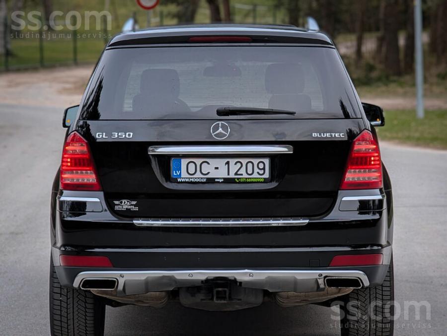 Melns Mercedes-Benz GL 350 2012 Jūrmala, ar dzinēja tilpumu 3.00 L un nobraukumu 0 tūkst. km par 13500 €, foto 6 vietnē AUTOMOTO.COM.LV