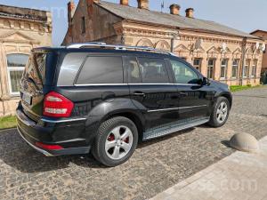 Black Mercedes-Benz GL 350 2012 in Daugavpils, with an engine capacity of 3.00 L and mileage of 317 thousand km for 11900 €, photo 16 on AUTOMOTO.COM.LV