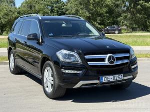 Melns Mercedes-Benz GL 350 2013 Rīga, ar dzinēja tilpumu 3.00 L un nobraukumu 0 tūkst. km par 20450 €, foto 2 vietnē AUTOMOTO.COM.LV