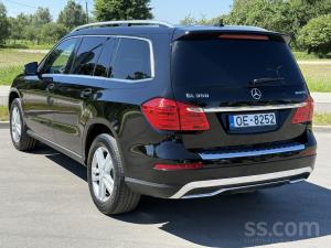 Melns Mercedes-Benz GL 350 2013 Rīga, ar dzinēja tilpumu 3.00 L un nobraukumu 0 tūkst. km par 20450 €, foto 3 vietnē AUTOMOTO.COM.LV
