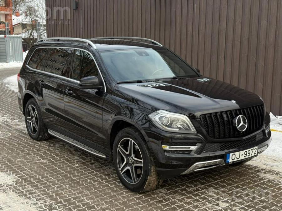 Melns Mercedes-Benz GL 350 2013 Rīga, ar dzinēja tilpumu 3.00 L un nobraukumu 0 tūkst. km par 19990 €, foto 7 vietnē AUTOMOTO.COM.LV
