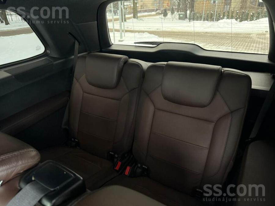 Melns Mercedes-Benz GL 350 2013 Rīga, ar dzinēja tilpumu 3.00 L un nobraukumu 0 tūkst. km par 19990 €, foto 29 vietnē AUTOMOTO.COM.LV