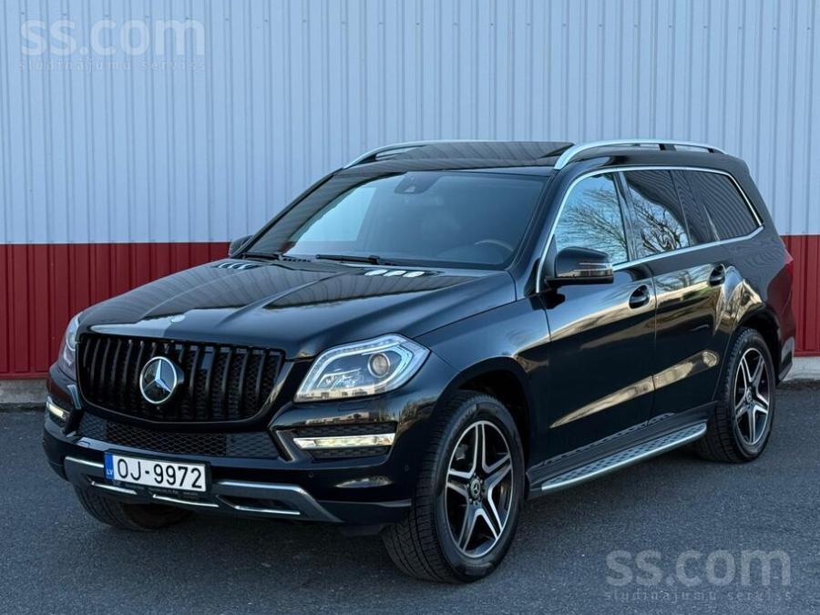 Black Mercedes-Benz GL 350 2013 in Riga, with an engine capacity of 3.00 L and mileage of 0 thousand km for 17990 €, photo 1 on AUTOMOTO.COM.LV