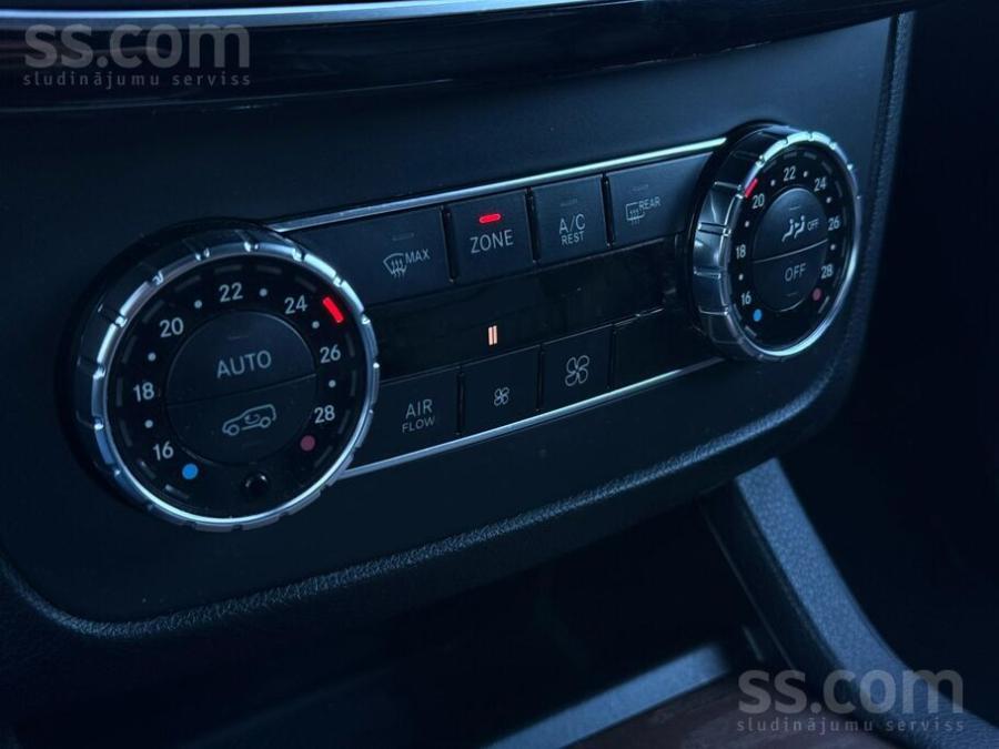 Черный Мерседес ГЛ 350 2013 в Рига, объемом двигателя 3.00 л и пробегом 0 тыс. км за 15990 €, фото 20 на AUTOMOTO.COM.LV