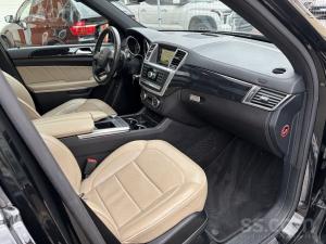 Melns Mercedes-Benz GL 350 2013 Rīga, ar dzinēja tilpumu 3.00 L un nobraukumu 232 tūkst. km par 19600 €, foto 10 vietnē AUTOMOTO.COM.LV