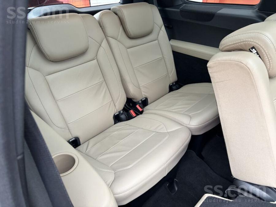 Melns Mercedes-Benz GL 350 2013 Rīga, ar dzinēja tilpumu 3.00 L un nobraukumu 232 tūkst. km par 19600 €, foto 11 vietnē AUTOMOTO.COM.LV
