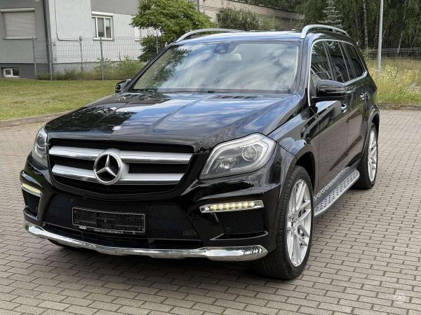 Melns Mercedes-Benz GL 350 2013 Kauņa, ar dzinēja tilpumu 3.00 L un nobraukumu 259 tūkst. km par 18500 €, foto 2 vietnē AUTOMOTO.COM.LV