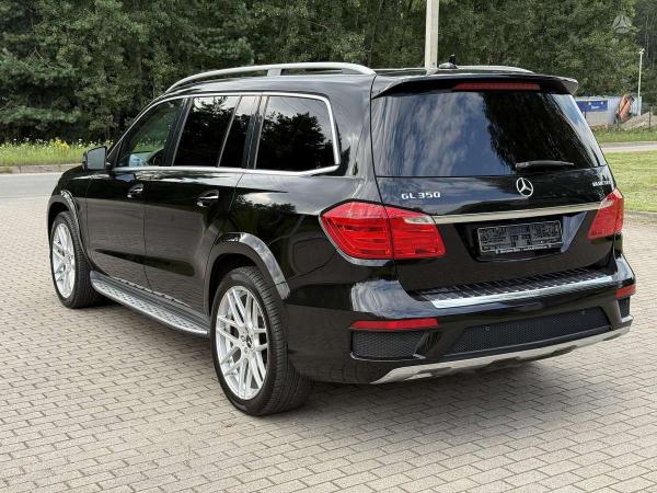 Melns Mercedes-Benz GL 350 2013 Kauņa, ar dzinēja tilpumu 3.00 L un nobraukumu 259 tūkst. km par 18500 €, foto 7 vietnē AUTOMOTO.COM.LV
