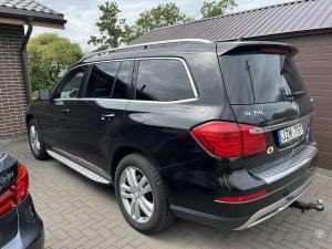 Melns Mercedes-Benz GL 350 2013 Kauņa, ar dzinēja tilpumu 3.00 L un nobraukumu 190 tūkst. km par 18800 €, foto 4 vietnē AUTOMOTO.COM.LV