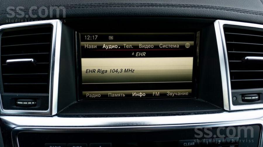 Black Mercedes-Benz GL 350 2013 in Riga, with an engine capacity of 3.00 L and mileage of 269 thousand km for 18990 €, photo 19 on AUTOMOTO.COM.LV