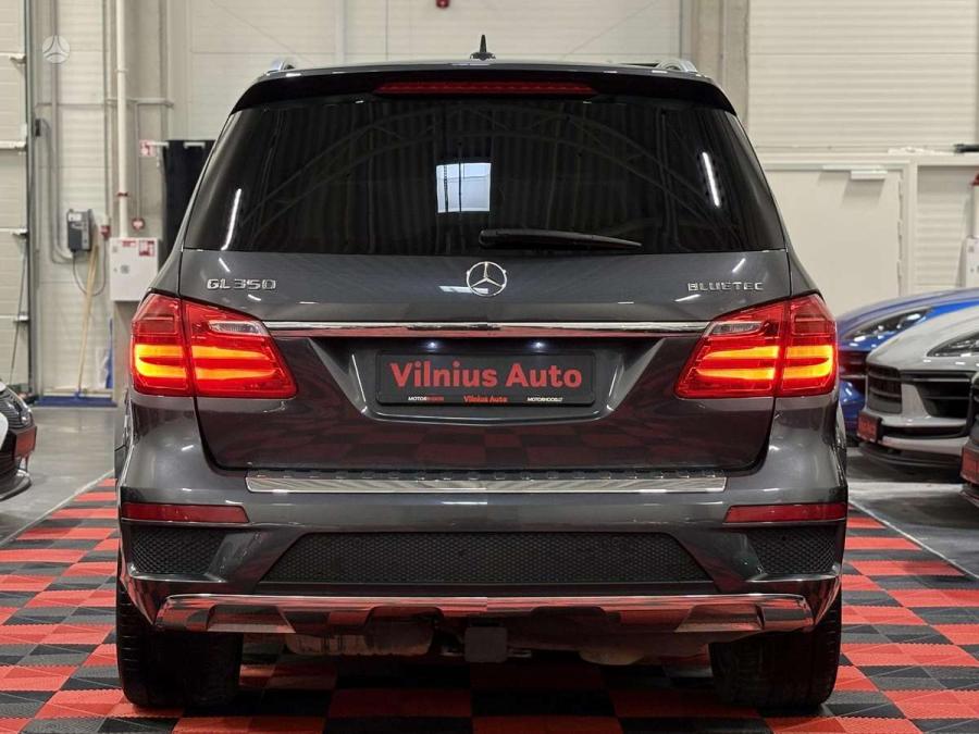 Melns Mercedes-Benz GL 350 2013 Viļņa, ar dzinēja tilpumu 2.99 L un nobraukumu 101 tūkst. km par 22500 €, foto 6 vietnē AUTOMOTO.COM.LV
