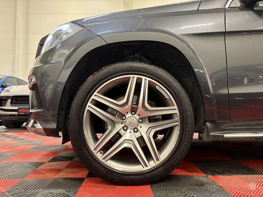 Melns Mercedes-Benz GL 350 2013 Viļņa, ar dzinēja tilpumu 2.99 L un nobraukumu 101 tūkst. km par 22500 €, foto 10 vietnē AUTOMOTO.COM.LV