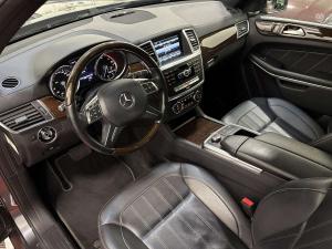 Melns Mercedes-Benz GL 350 2013 Viļņa, ar dzinēja tilpumu 2.99 L un nobraukumu 101 tūkst. km par 22500 €, foto 12 vietnē AUTOMOTO.COM.LV