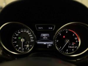 Melns Mercedes-Benz GL 350 2013 Viļņa, ar dzinēja tilpumu 2.99 L un nobraukumu 101 tūkst. km par 22500 €, foto 23 vietnē AUTOMOTO.COM.LV