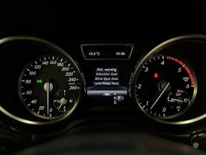 Melns Mercedes-Benz GL 350 2013 Viļņa, ar dzinēja tilpumu 2.99 L un nobraukumu 101 tūkst. km par 22500 €, foto 29 vietnē AUTOMOTO.COM.LV