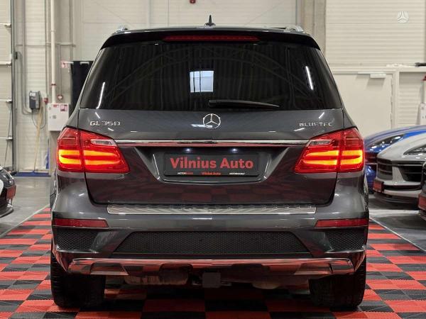 Black Mercedes-Benz GL 350 2013 in Vilnius, with an engine capacity of 2.99 L and mileage of 101 thousand km for 22290 €, photo 6 on AUTOMOTO.COM.LV