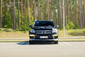 Melns Mercedes-Benz GL 350 2013 Rīga, ar dzinēja tilpumu 3.00 L un nobraukumu 269 tūkst. km par 17590 €, foto 4 vietnē AUTOMOTO.COM.LV
