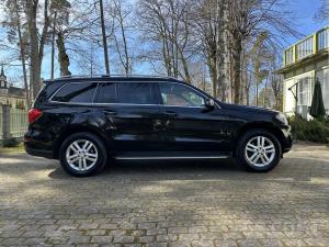 Black Mercedes-Benz GL 350 2014 in Jurmala, with an engine capacity of 3.00 L and mileage of 0 thousand km for 18400 €, photo 7 on AUTOMOTO.COM.LV