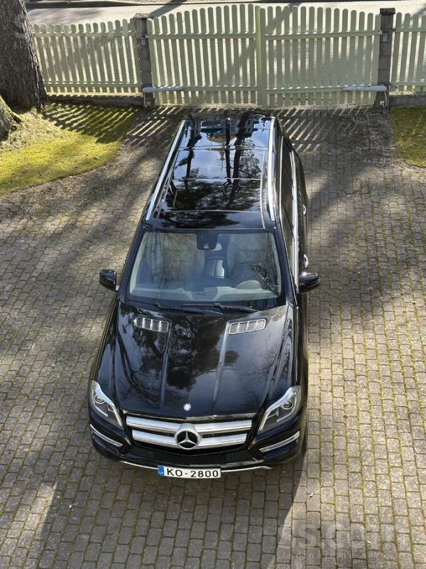 Black Mercedes-Benz GL 350 2014 in Jurmala, with an engine capacity of 3.00 L and mileage of 0 thousand km for 18400 €, photo 9 on AUTOMOTO.COM.LV
