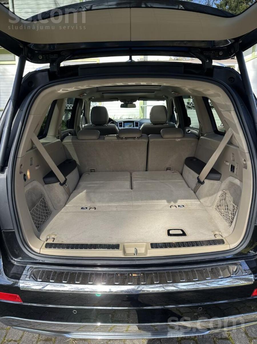 Black Mercedes-Benz GL 350 2014 in Jurmala, with an engine capacity of 3.00 L and mileage of 0 thousand km for 18400 €, photo 28 on AUTOMOTO.COM.LV