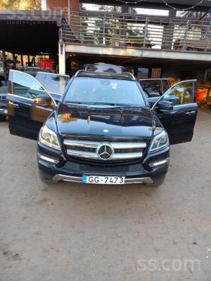 Black Mercedes-Benz GL 350 2014 in Riga, with an engine capacity of 3.00 L and mileage of 258 thousand km for 21000 €, photo  on AUTOMOTO.COM.LV