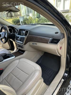 Melns Mercedes-Benz GL 350 2014 Jūrmala, ar dzinēja tilpumu 3.00 L un nobraukumu 0 tūkst. km par 17400 €, foto 19 vietnē AUTOMOTO.COM.LV